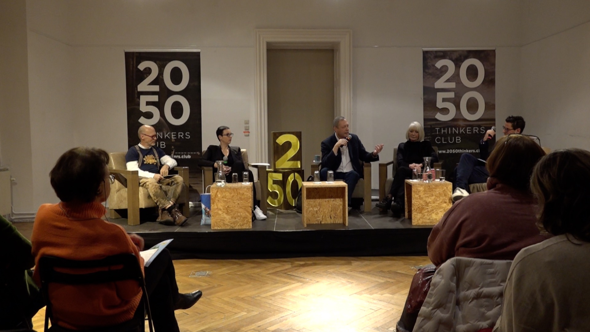2050 Thinkers Club: Debatte über Achtsamkeit - News - W24