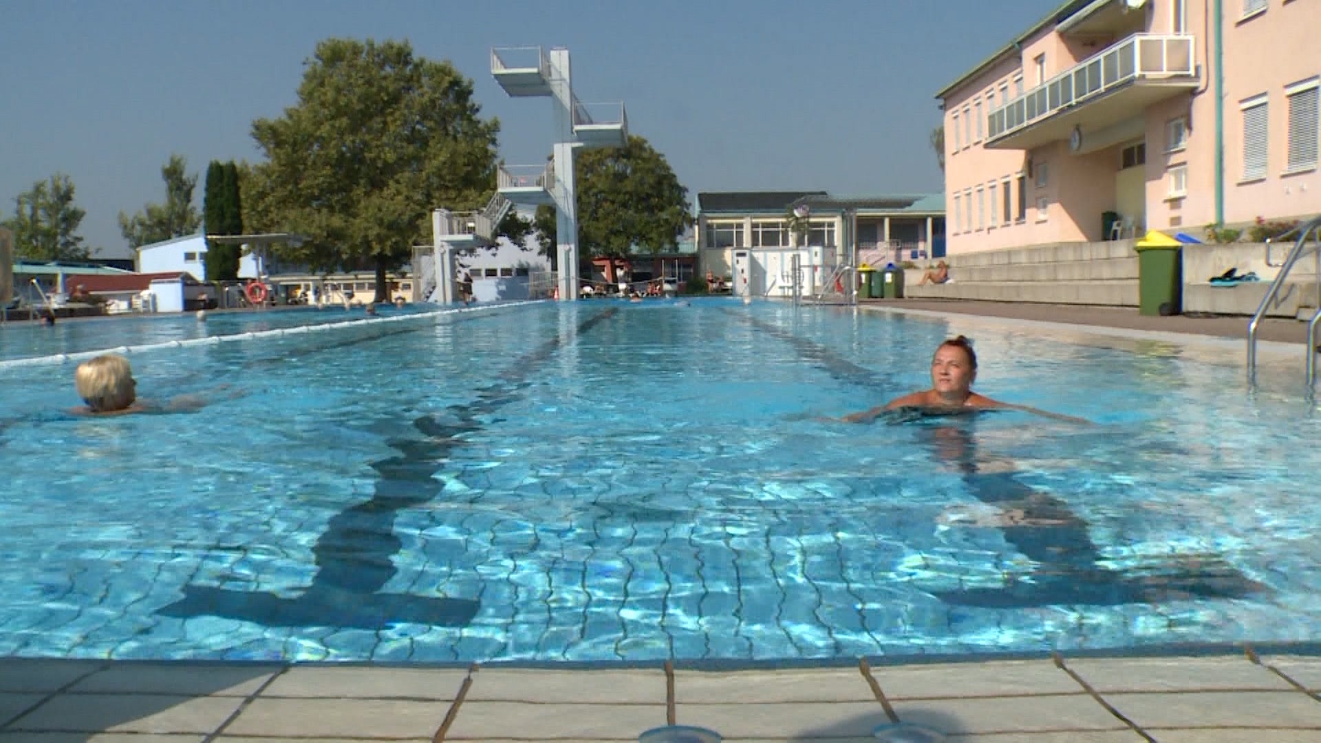 Bäder: Investitionen von 115 Mio. bis 2030 - News - W24