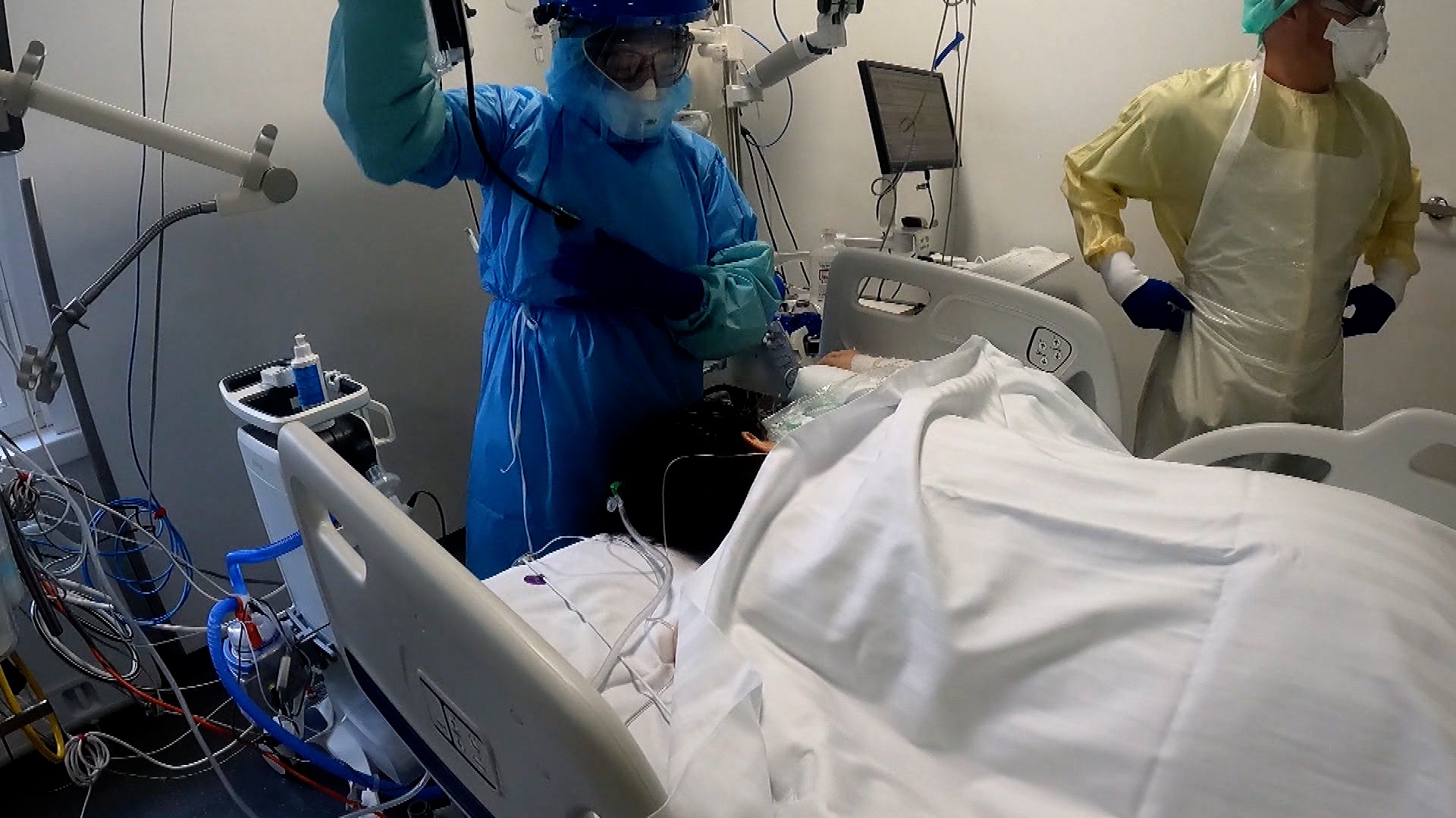 Salzburg verlegt Intensivpatient*innen nach Wien - News - W24