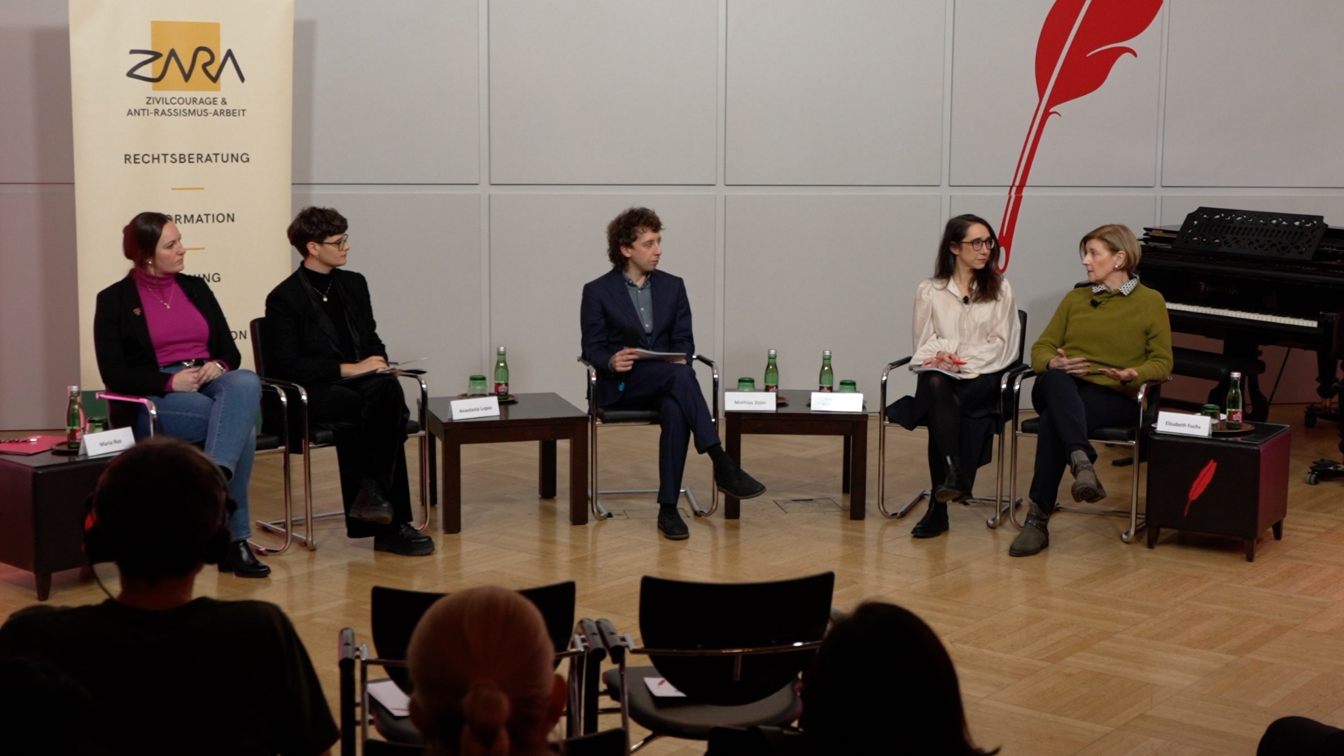 „Lawful but Awful“ – der neue Bericht gegen Hass im Netz - News - W24