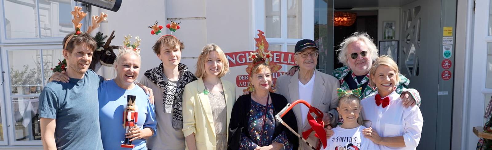 Single Bells: Der Kultfilm kommt auf die Bühne - News - W24